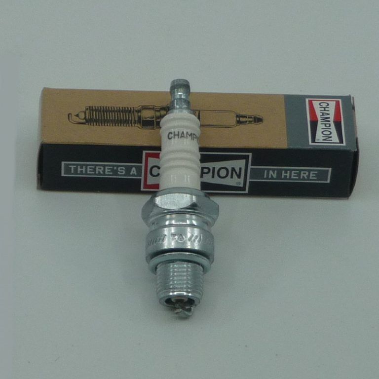 14mm Champion spark plug (standard) R3 P5 P6 P55 P66 – Stuart Turner ...